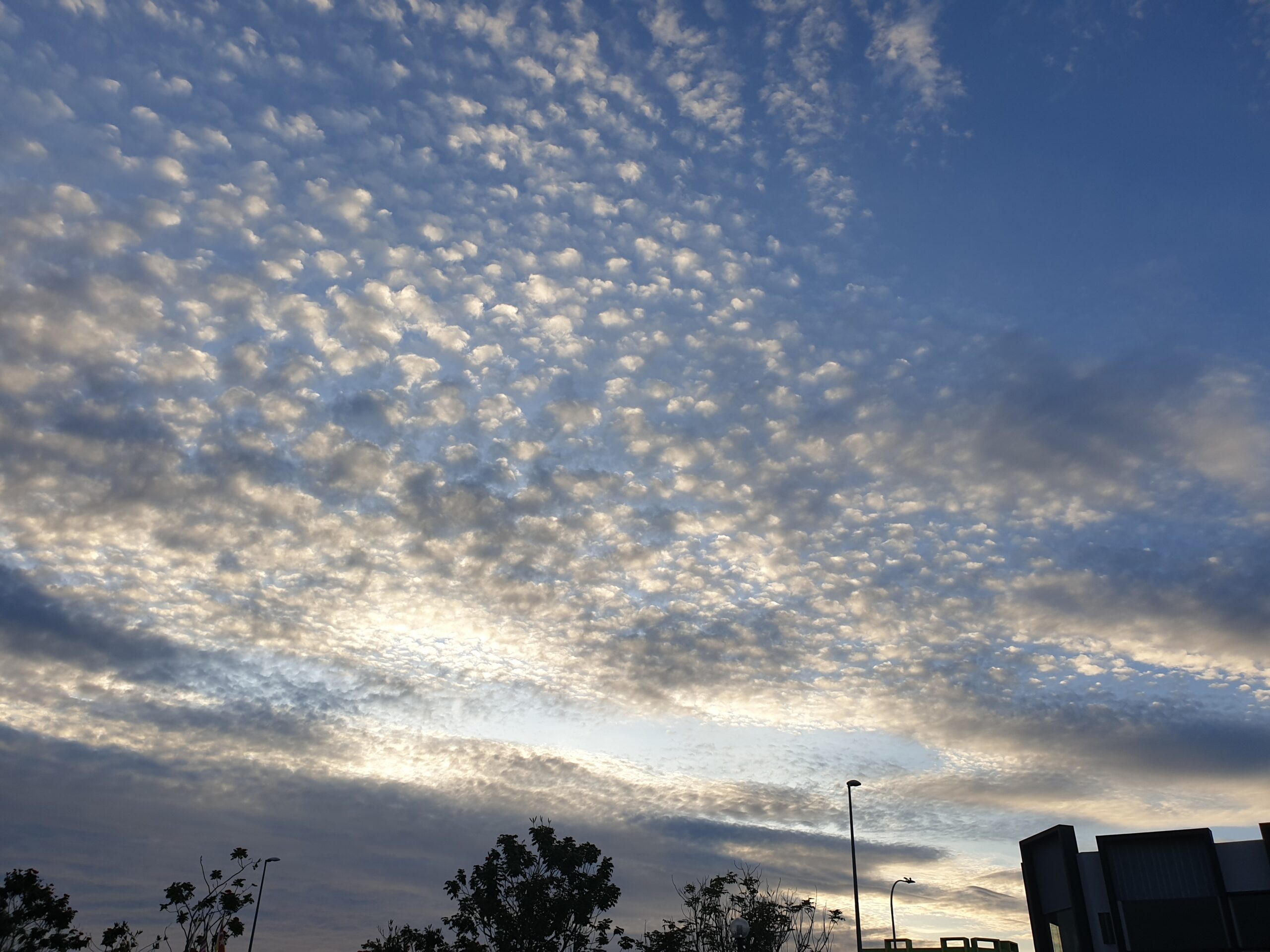 Awan pagi…sesudah Subuh – Selak-Selak