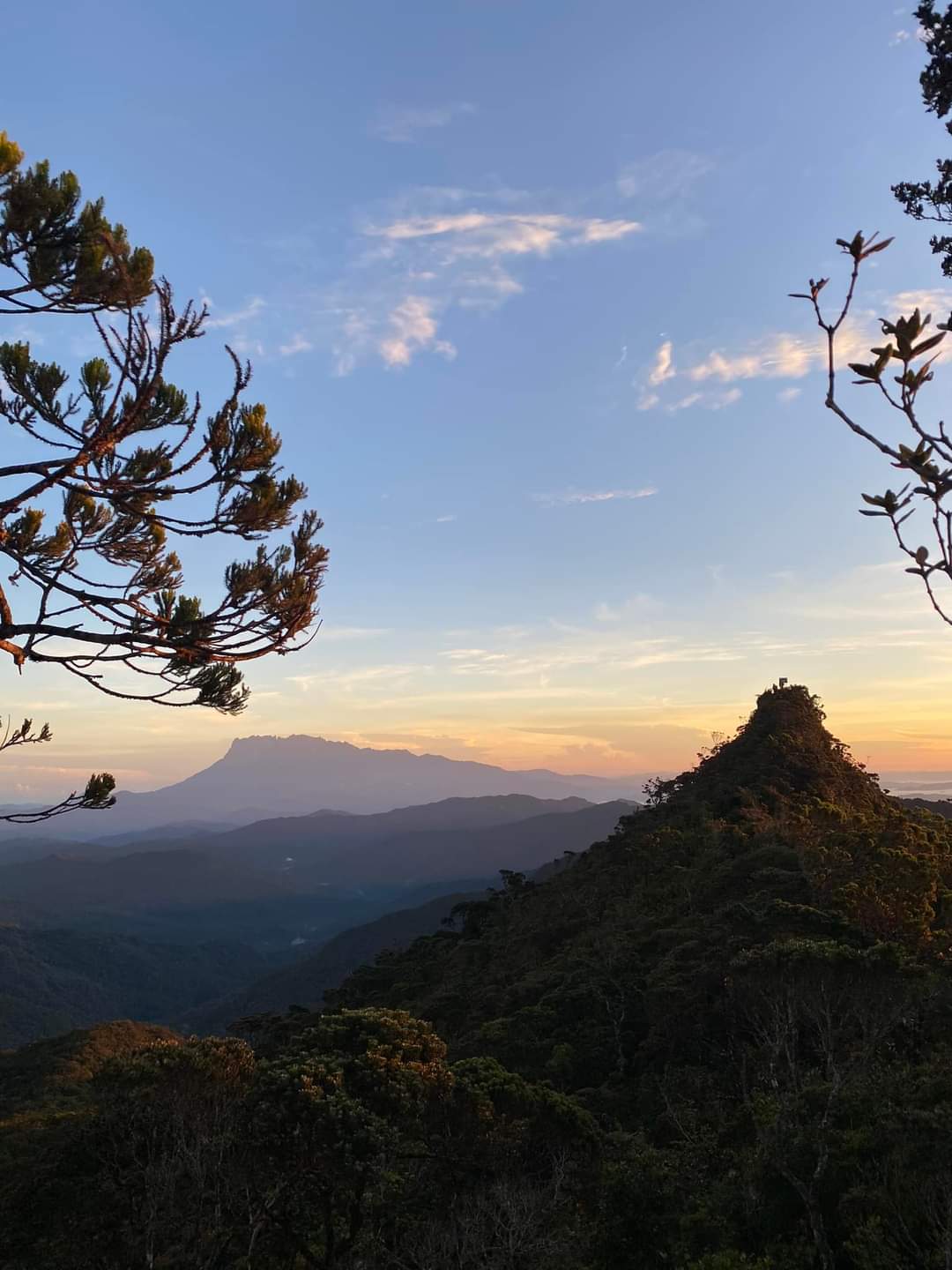 Gunung Sinsing ketiga tertinggi – Selak-Selak
