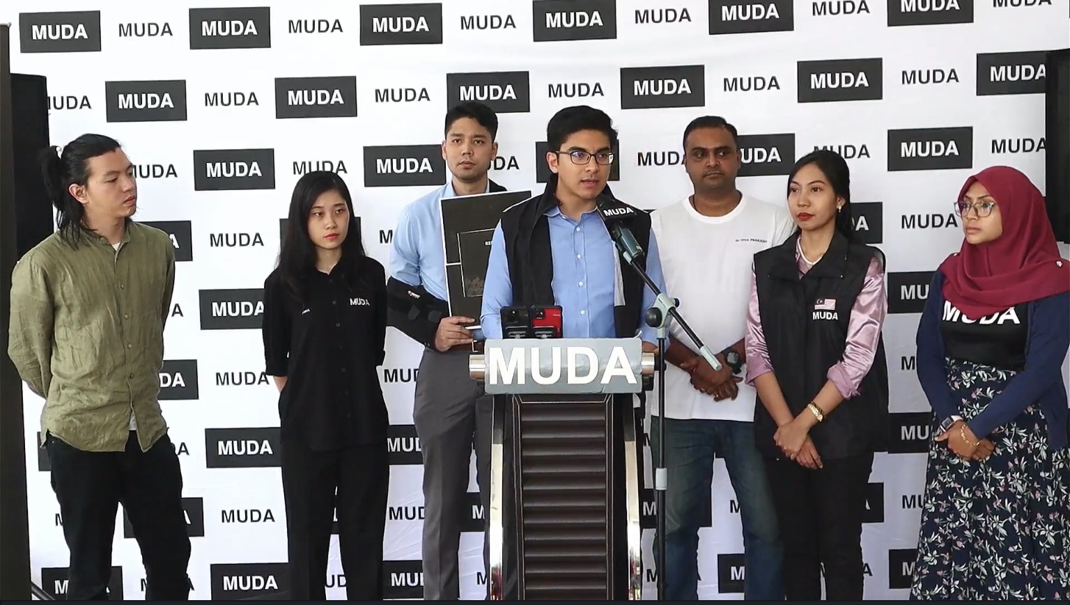 Muda kemuka manifesto Kertas Hitam Muda II – Selak-Selak