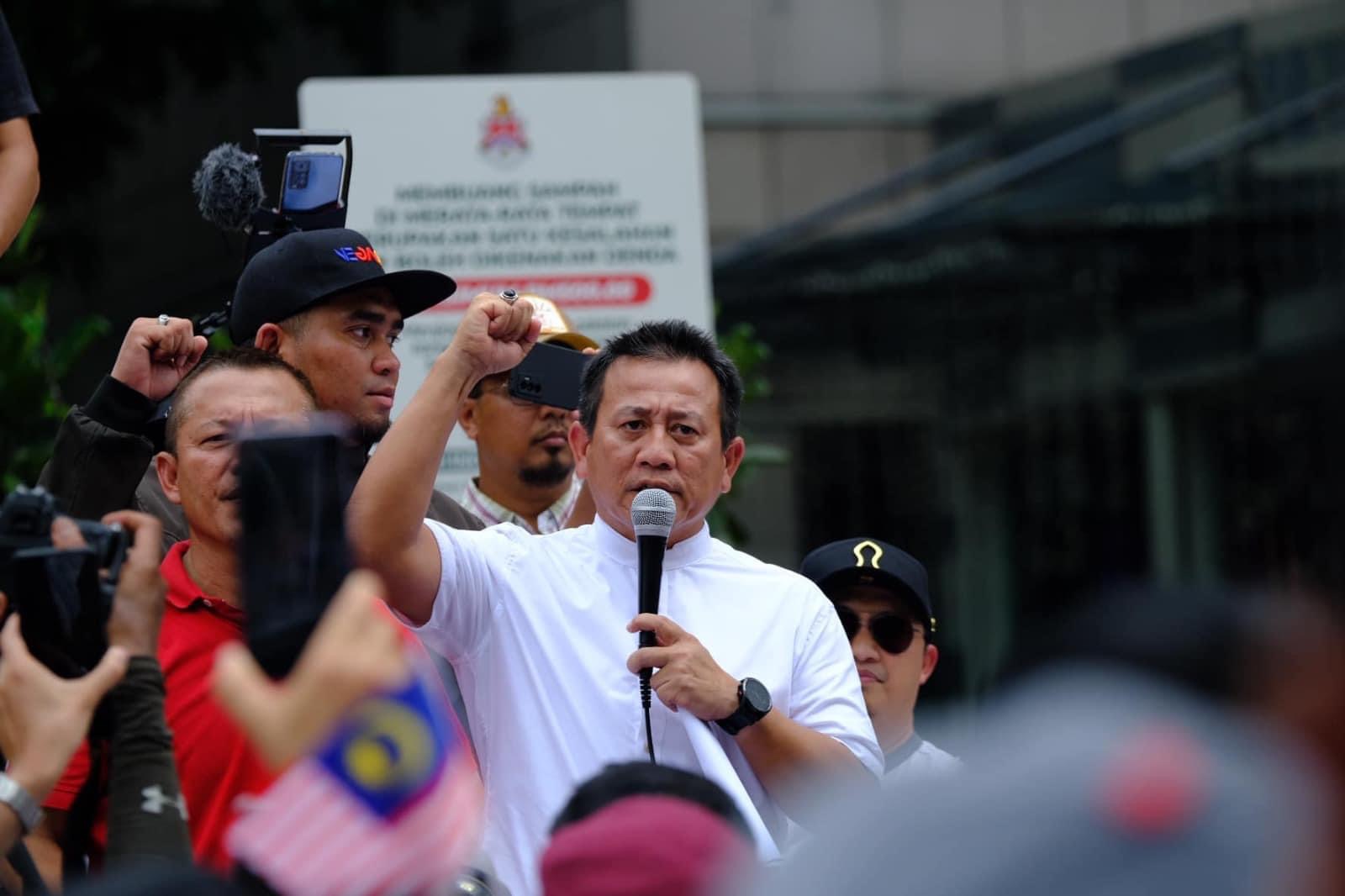 11 beri keterangan himpunan – Selak-Selak