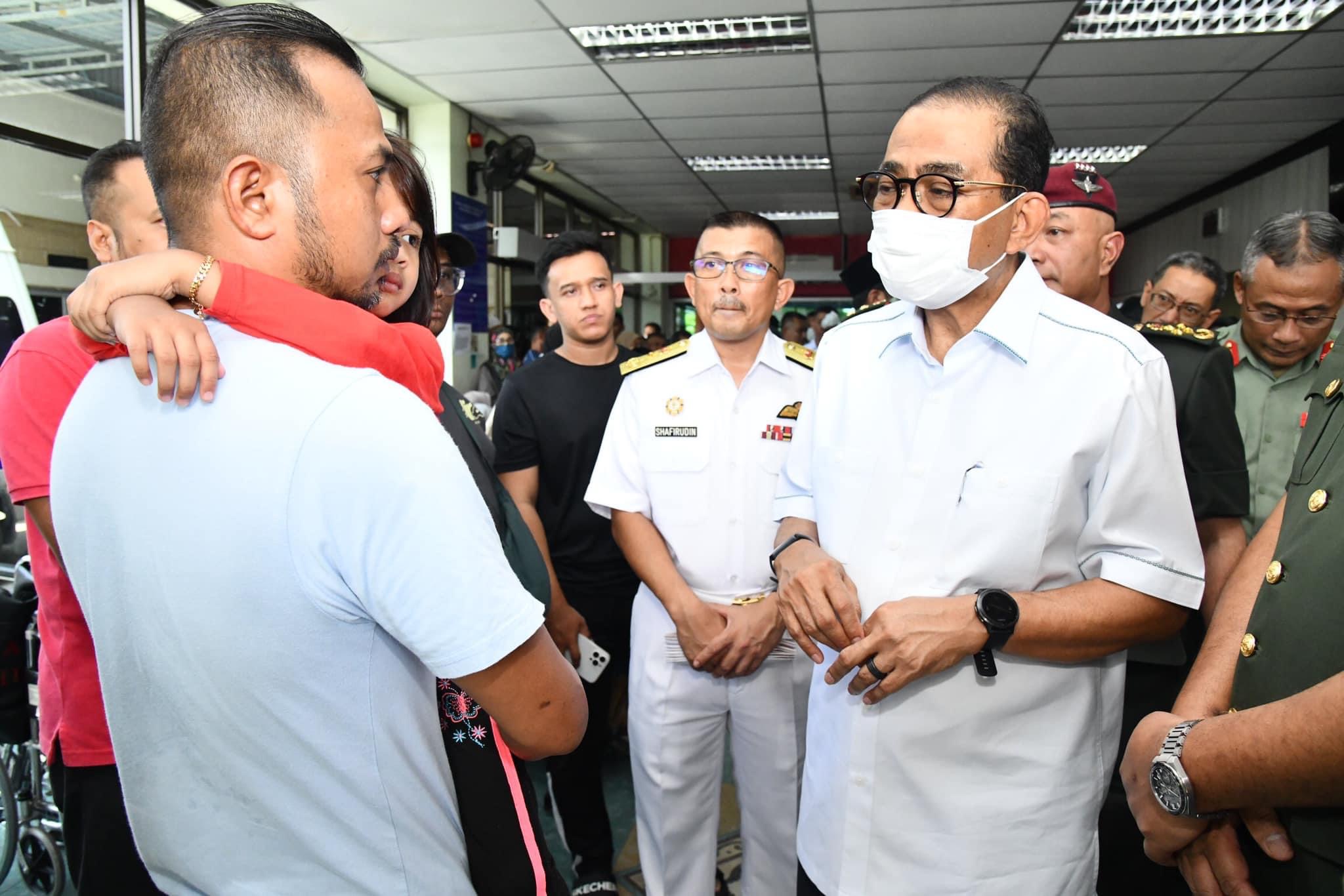 Waris mangsa nahas TLDM terima RM10,000 – Selak-Selak